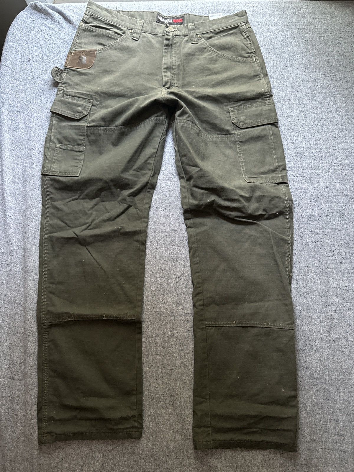 Wrangler Wrangler Ranger Green Cargo Pants | Grailed