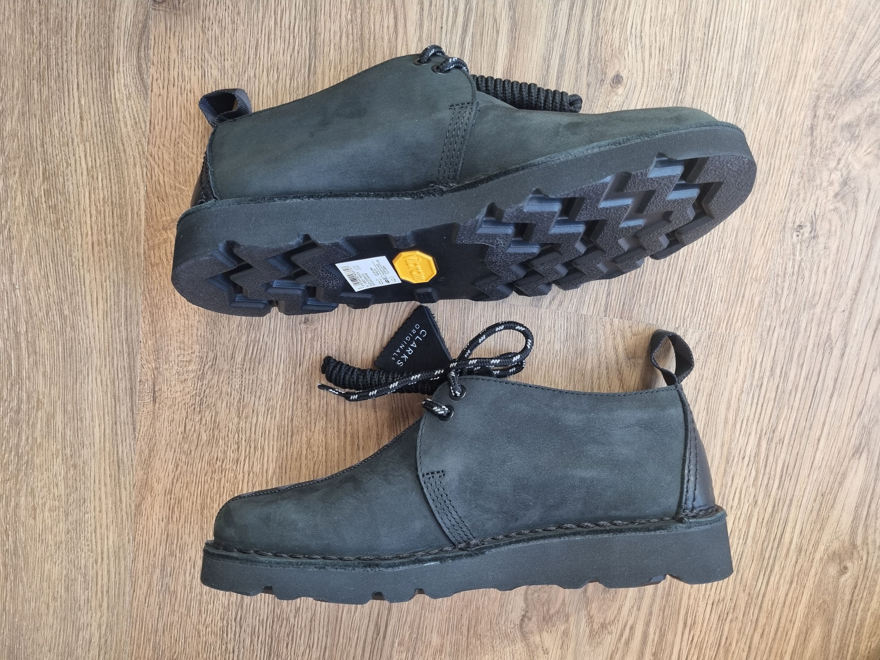 Clarks × Neighborhood Clarks Desert Trek Gore-Tex Neighborhood Black ...