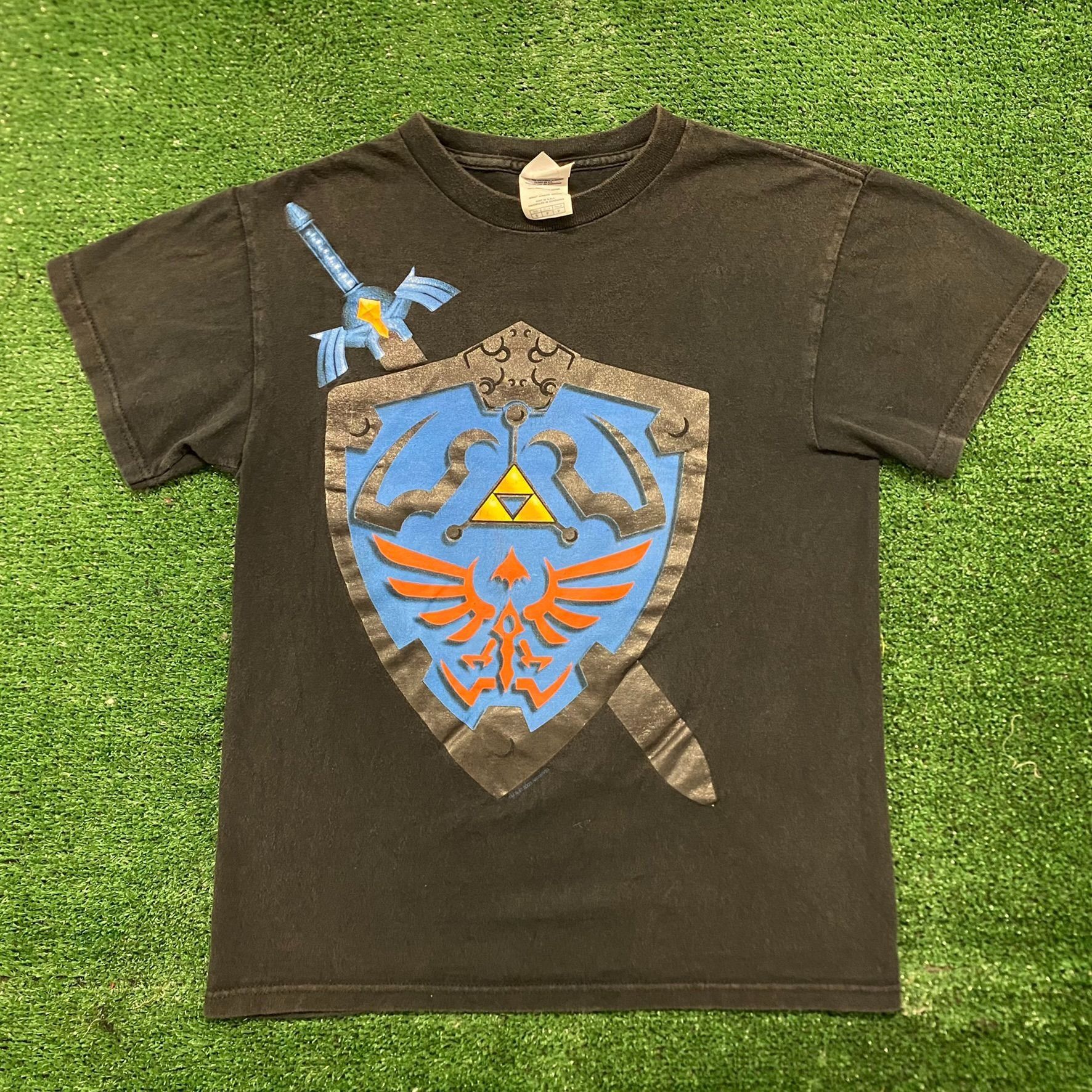 Vintage Vintage Y2K Legend of Zelda Nintendo Link Sword Triforce Tee ...