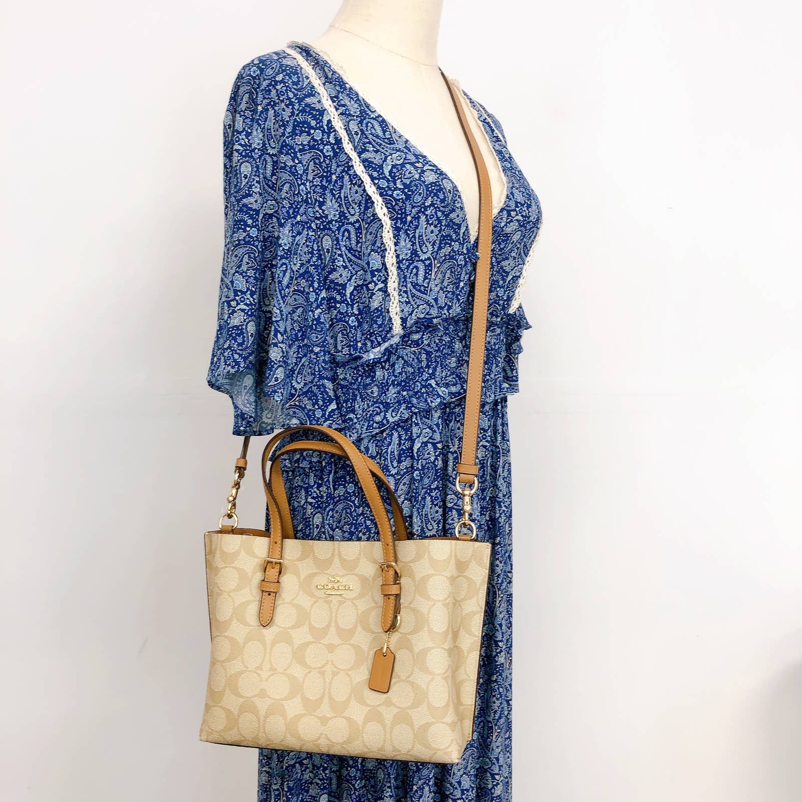 Coach Coach C4250 Mollie Tote 25 Signature Canvas IN Khaki Multi | Grailed