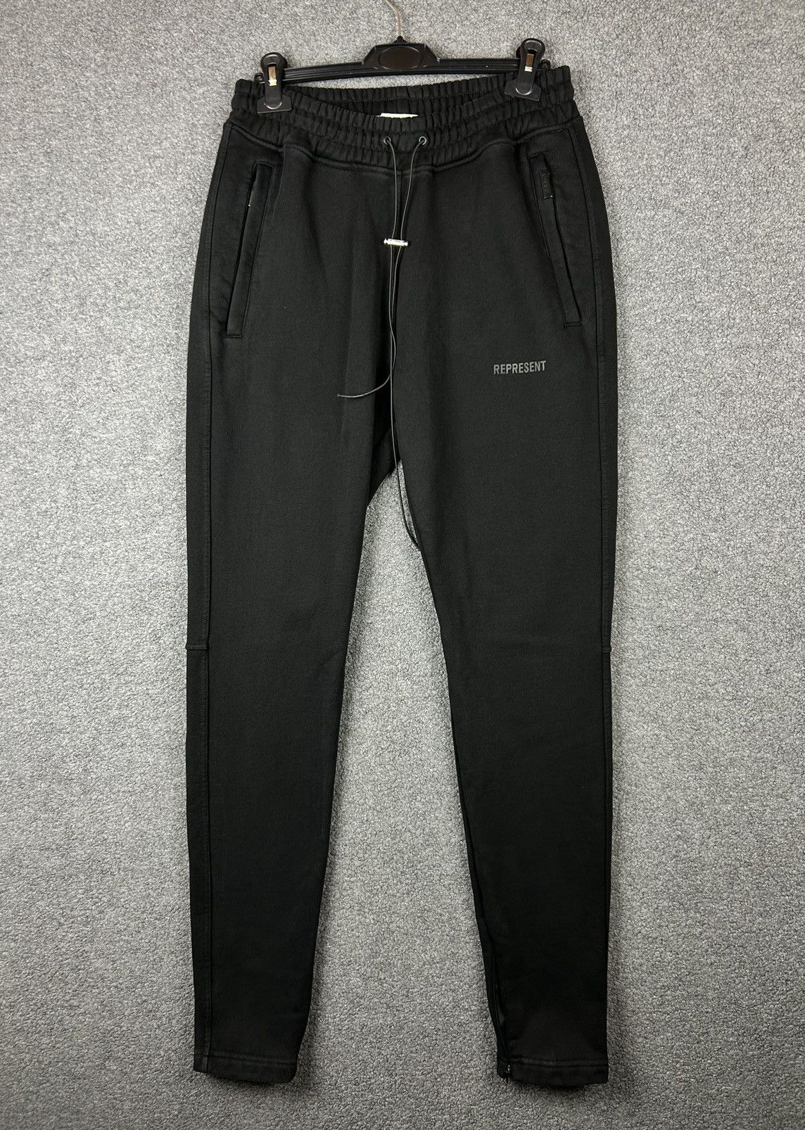 Represent Clo. Represent Blank Sweatpants Jet Black | Grailed Represent Clo. Represent Blank Sweatpants Jet Black | Grailed