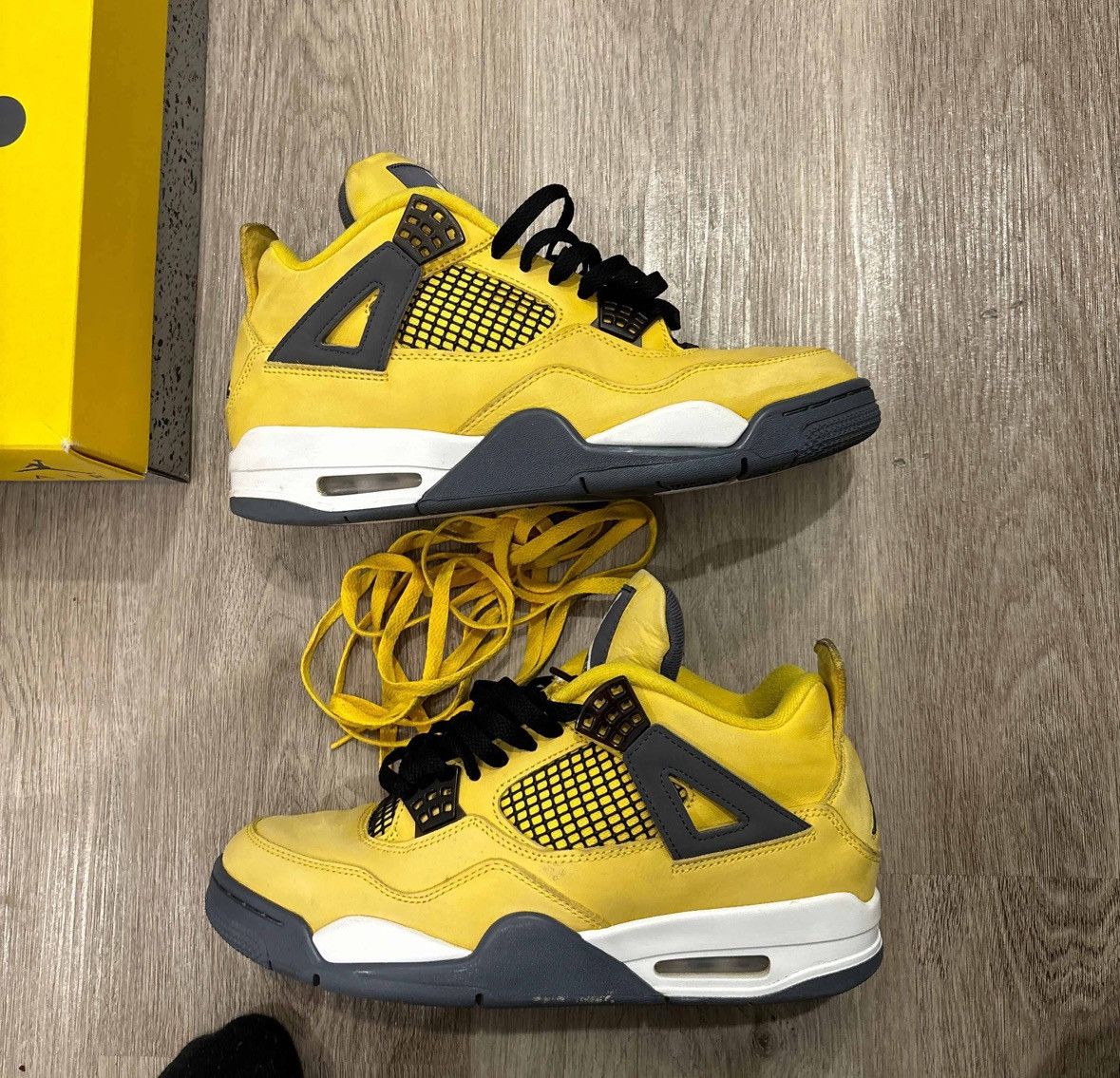 Jordan Brand × Nike Final drop Air Jordan 4 Retro ‘Lightning’ 2021 ...