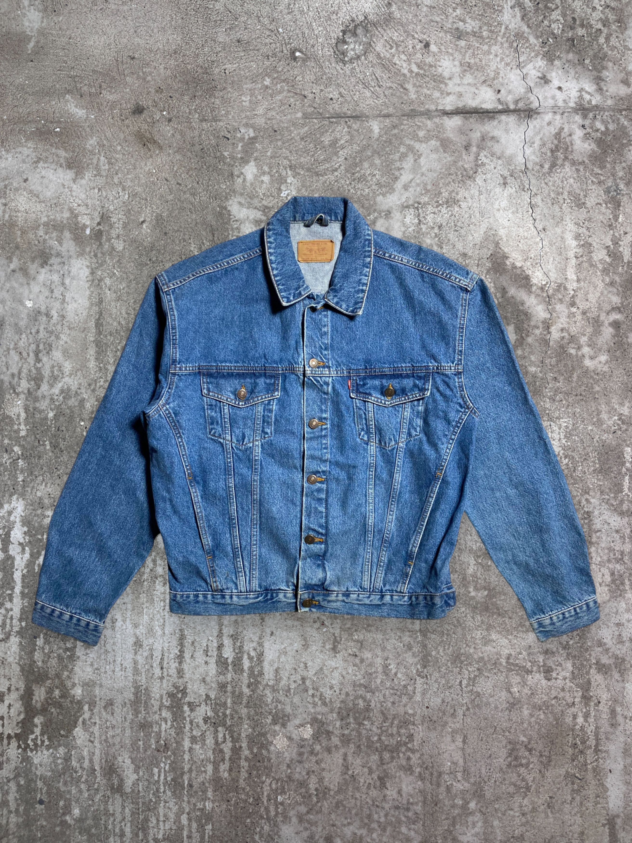 Levi's Vintage Clothing × Vintage 1990s BOXY FIT LEVIS VINTAGE ICONIC ...