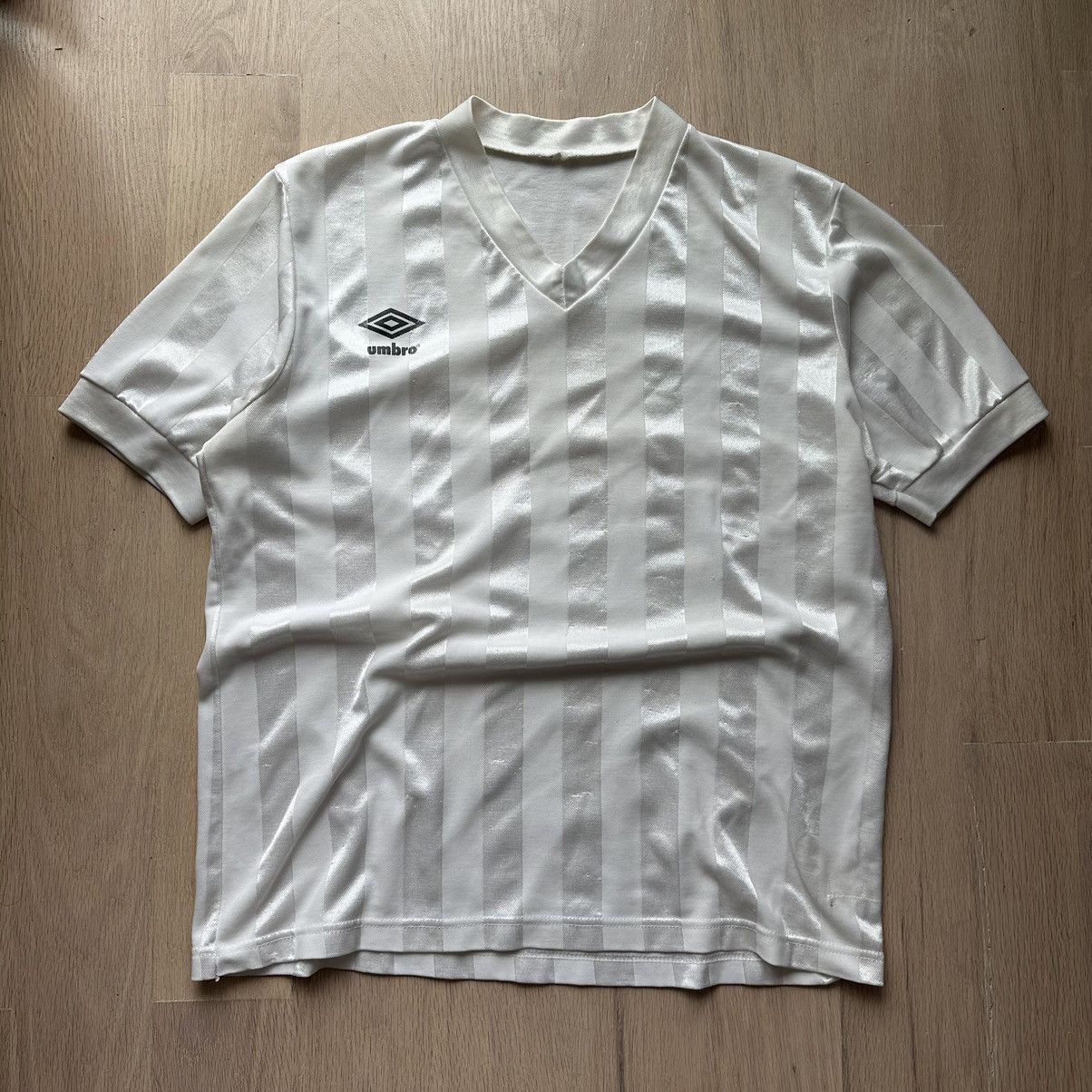 Soccer Jersey × Umbro × Vintage Vintage 90s White Striped Umbro Blank ...