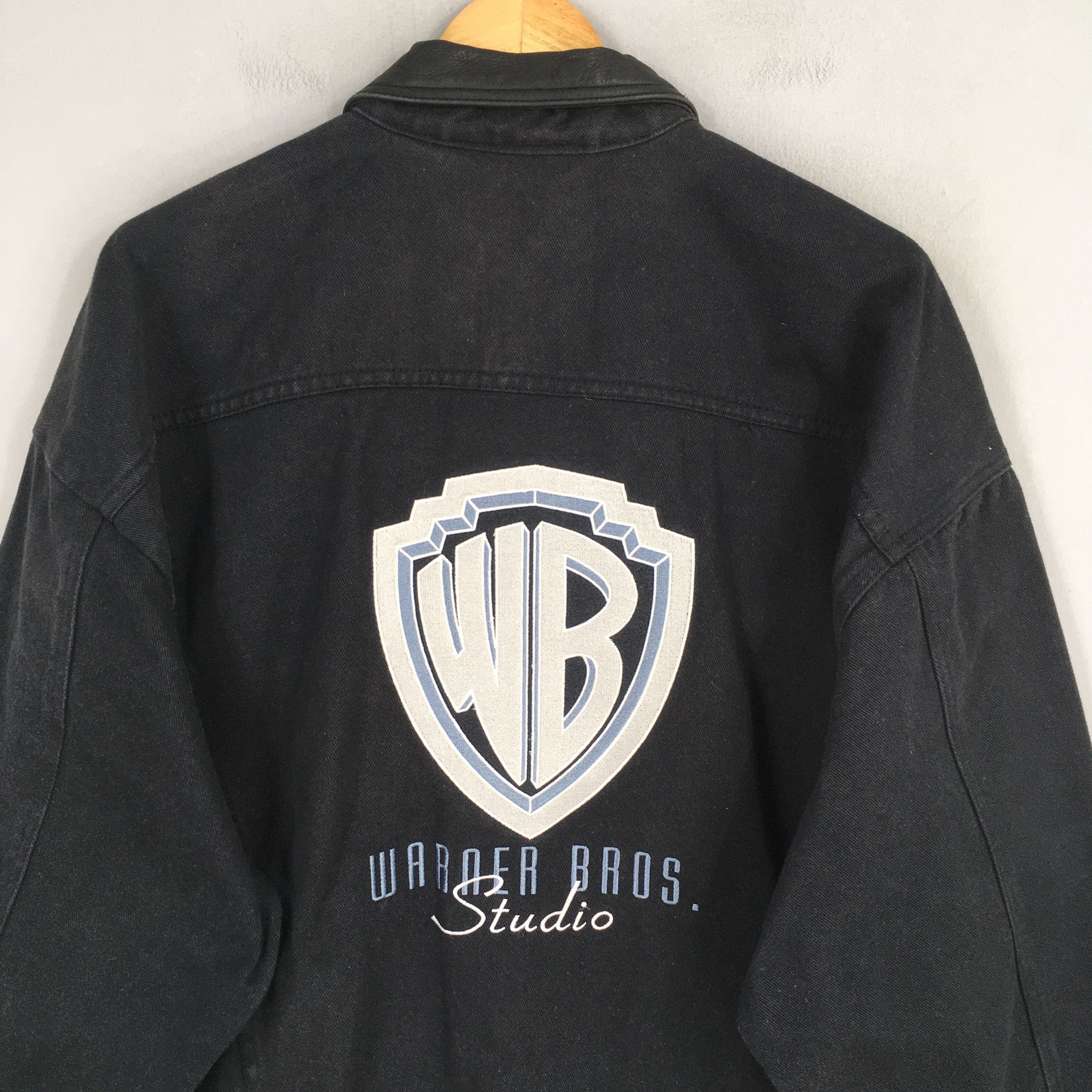 Cartoon Network × Streetwear × Warner Bros 90s Looney Tunes Warner Bros ...