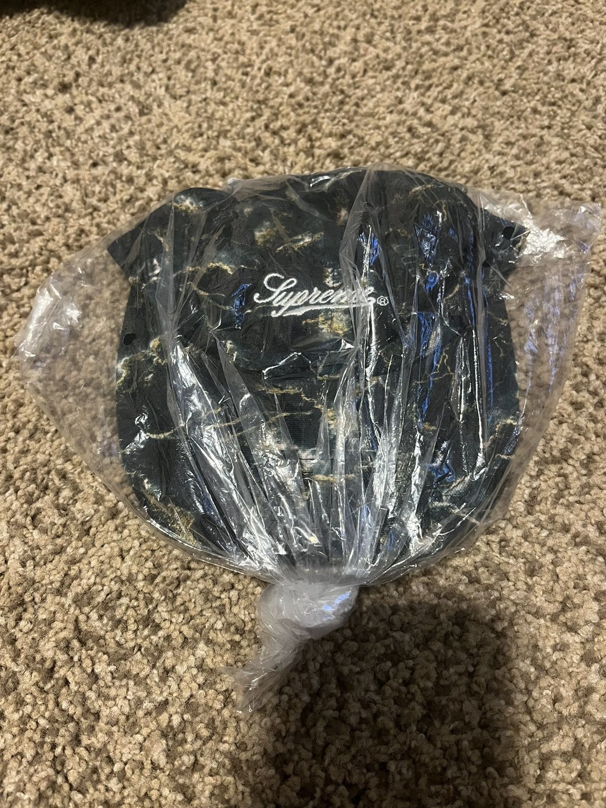 Supreme FW20 Supreme Marble Script 6 Panel Hat Black | Grailed