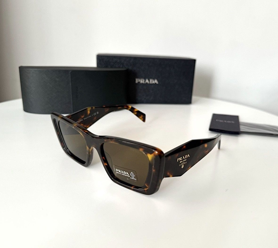 Prada × Streetwear × Vintage *NEW*PRADA Symbole Sunglasses SPR08Y ...