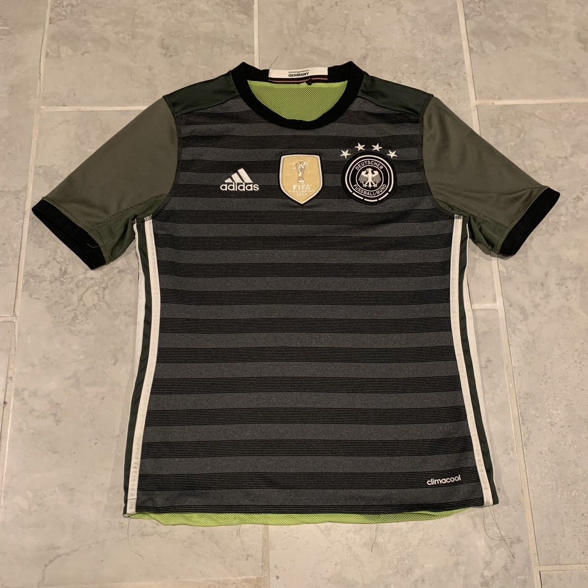 Adidas × Archival Clothing × Streetwear Vintage Y2K 2000s Adidas ...