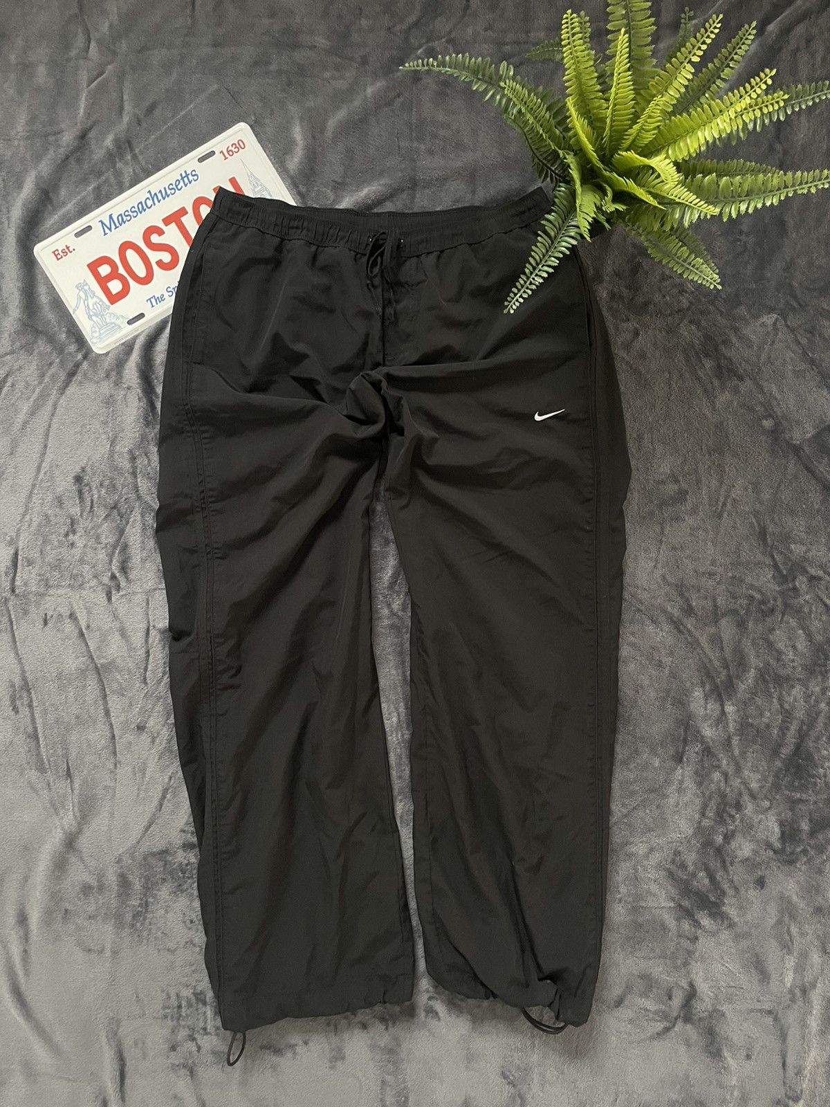 Nike 💥 NIKE VINTAGE TRACK PANTS | Grailed Nike 💥 NIKE VINTAGE TRACK PANTS | Grailed