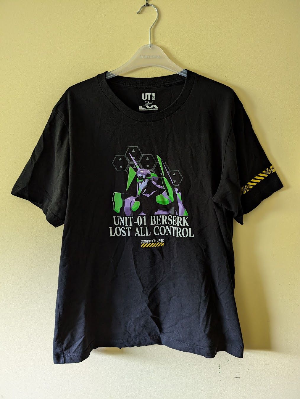 Uniqlo Uniqlo UT Neon Genesis Evangelion Unit-01 Berserk T Shirt | Grailed