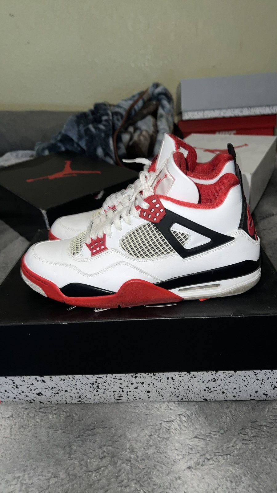 Jordan Brand Air jordan fire red 4 | Grailed