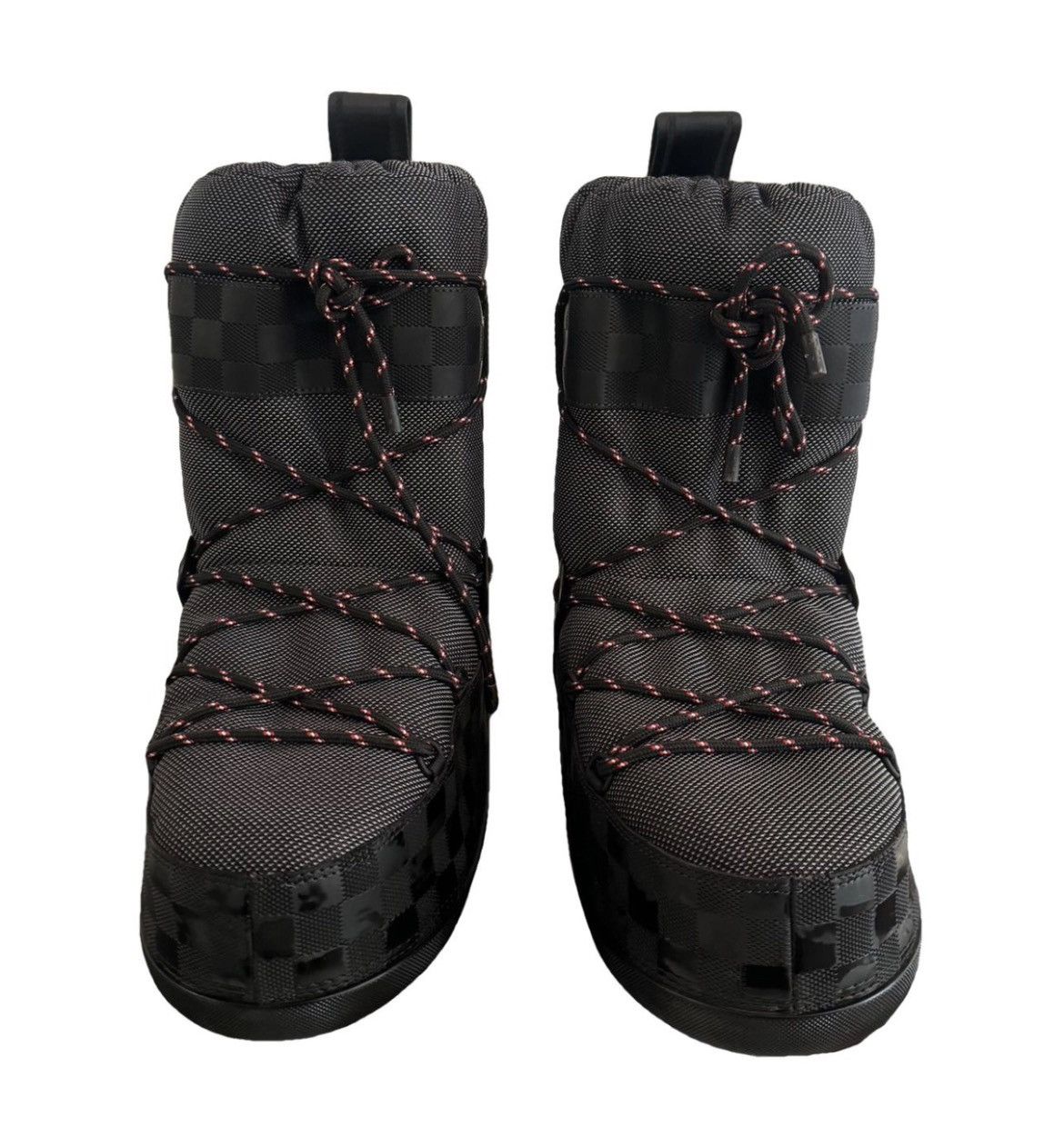 Louis Vuitton Louis vuitton Damier moon boots | Grailed