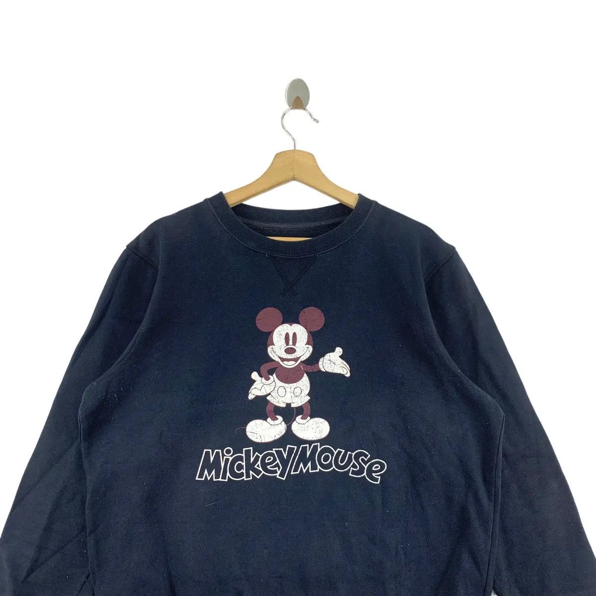 Disney × GU GU x DISNEY MICKEY MOUSE Helping Hand Cartoon | Grailed