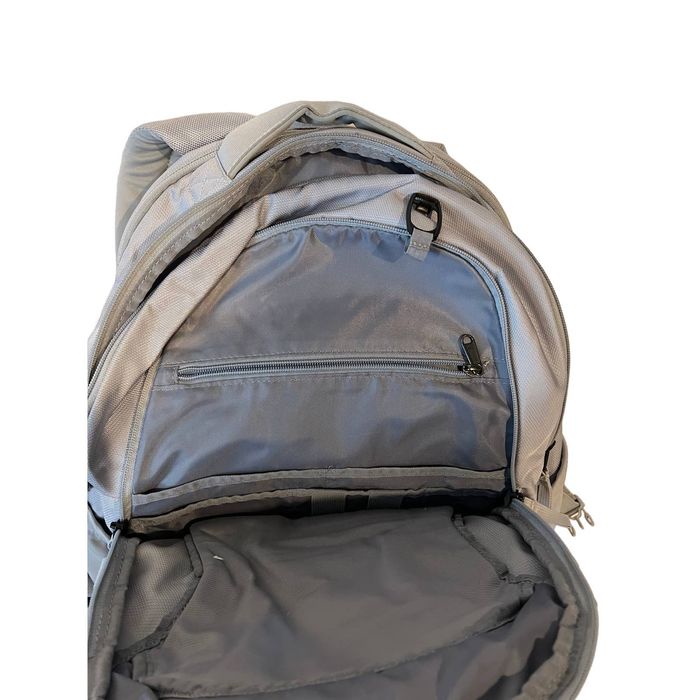 Under Armour Under Armour Training Division Backpack | Grailed