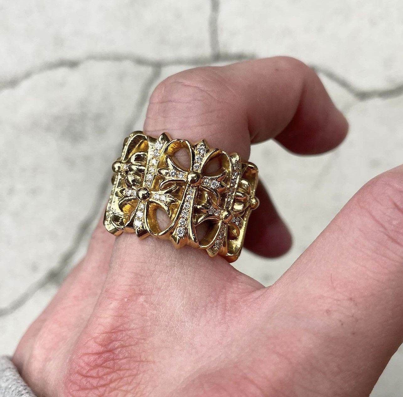 Chrome Hearts Pave Diamond 22k Gold Cemetery Ring | Grailed