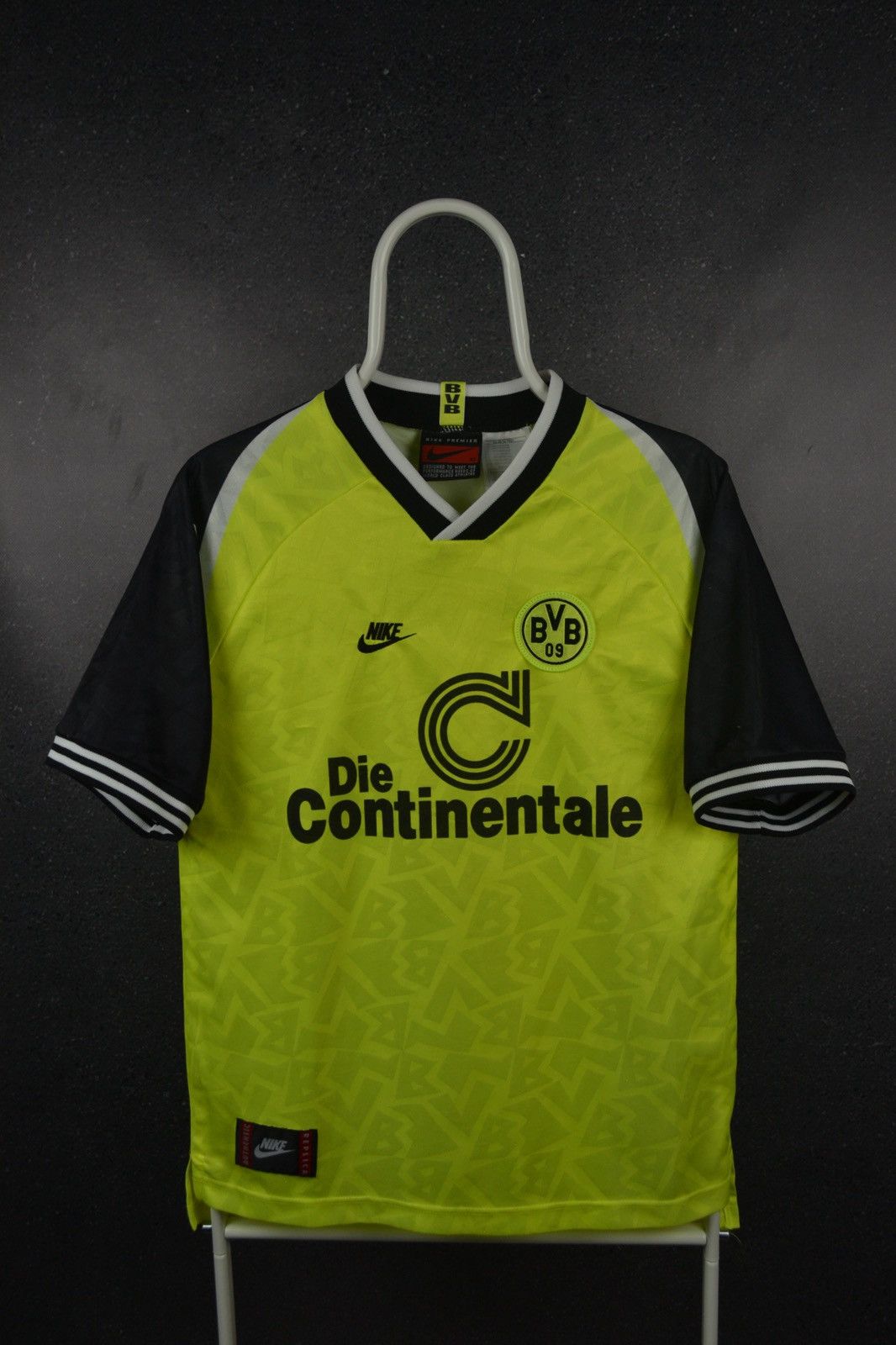 Nike × Vintage Borussia Dortmund 1995 Home Football Shirt Nike Soccer ...