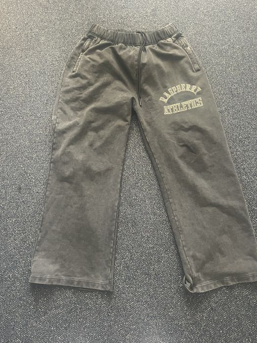 Streetwear GV Gallery Raspberry Hills Sweatpants | Grailed
