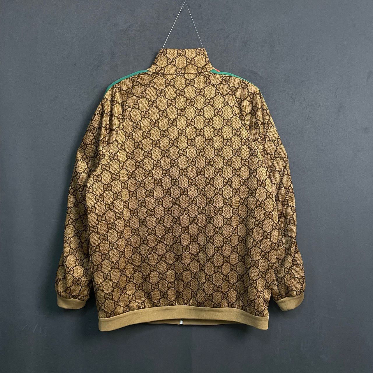 Gucci Gucci Red and blue full-print jacket 2501-Nextarrow | Grailed