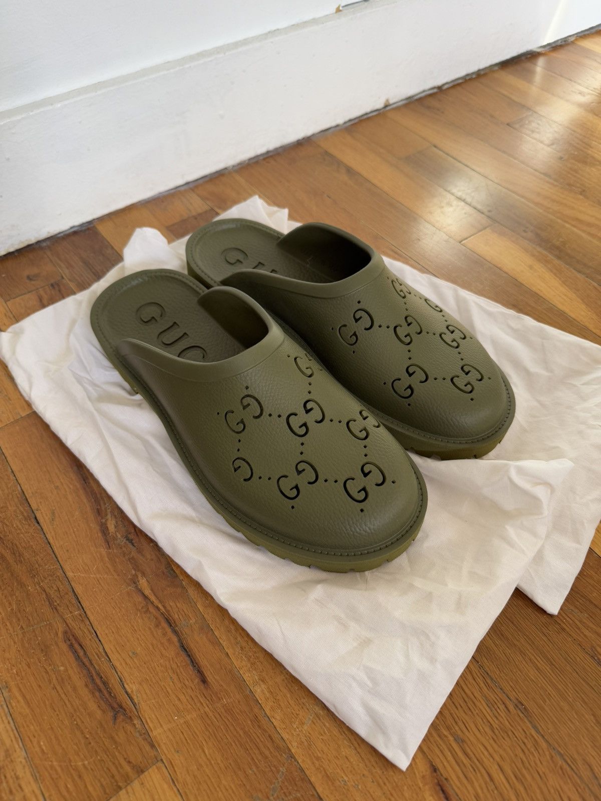Gucci Gucci Slip On Crocs | Grailed