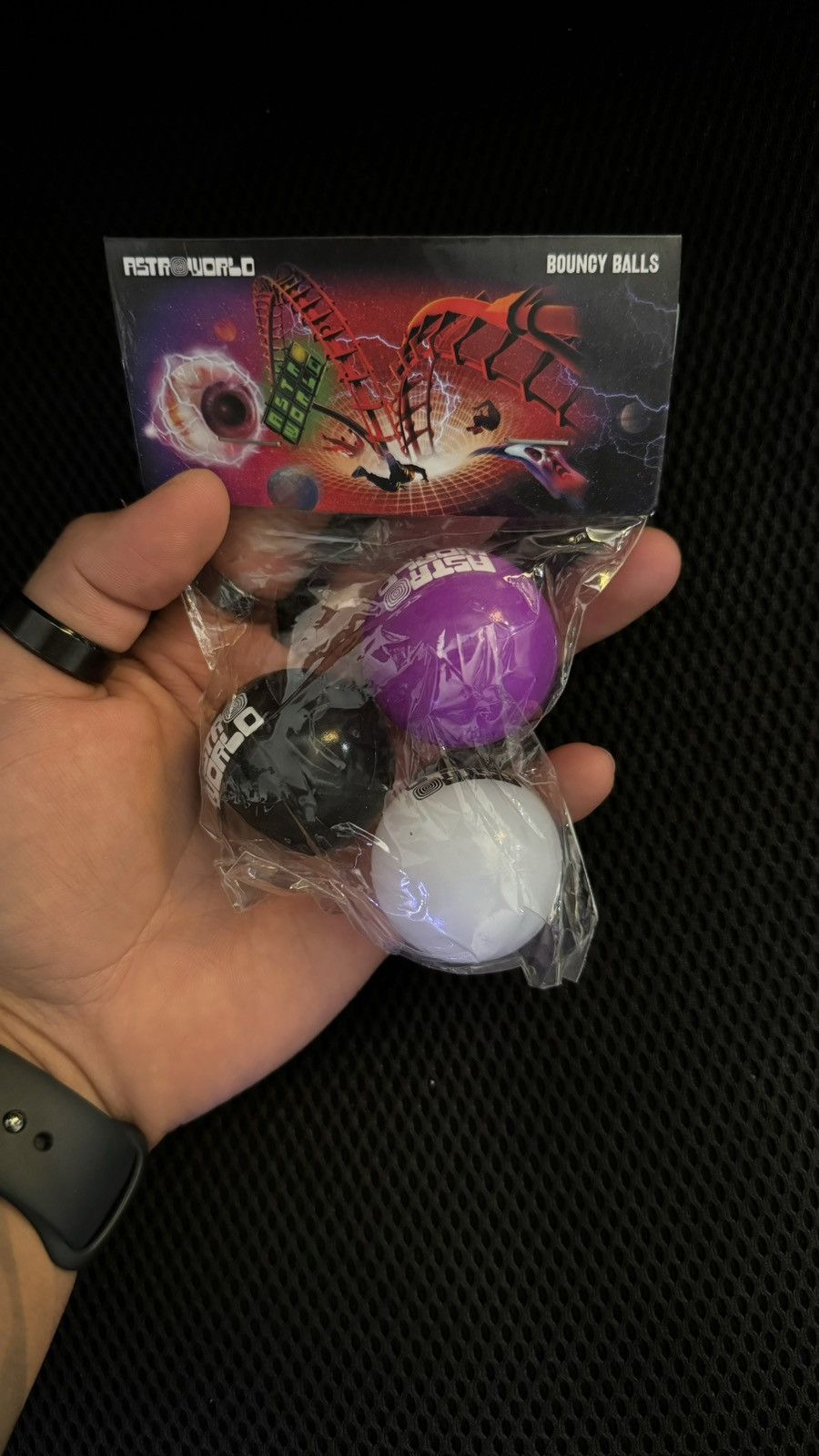 Travis Scott Travis Scott x Astroworld Bouncy Balls | Grailed