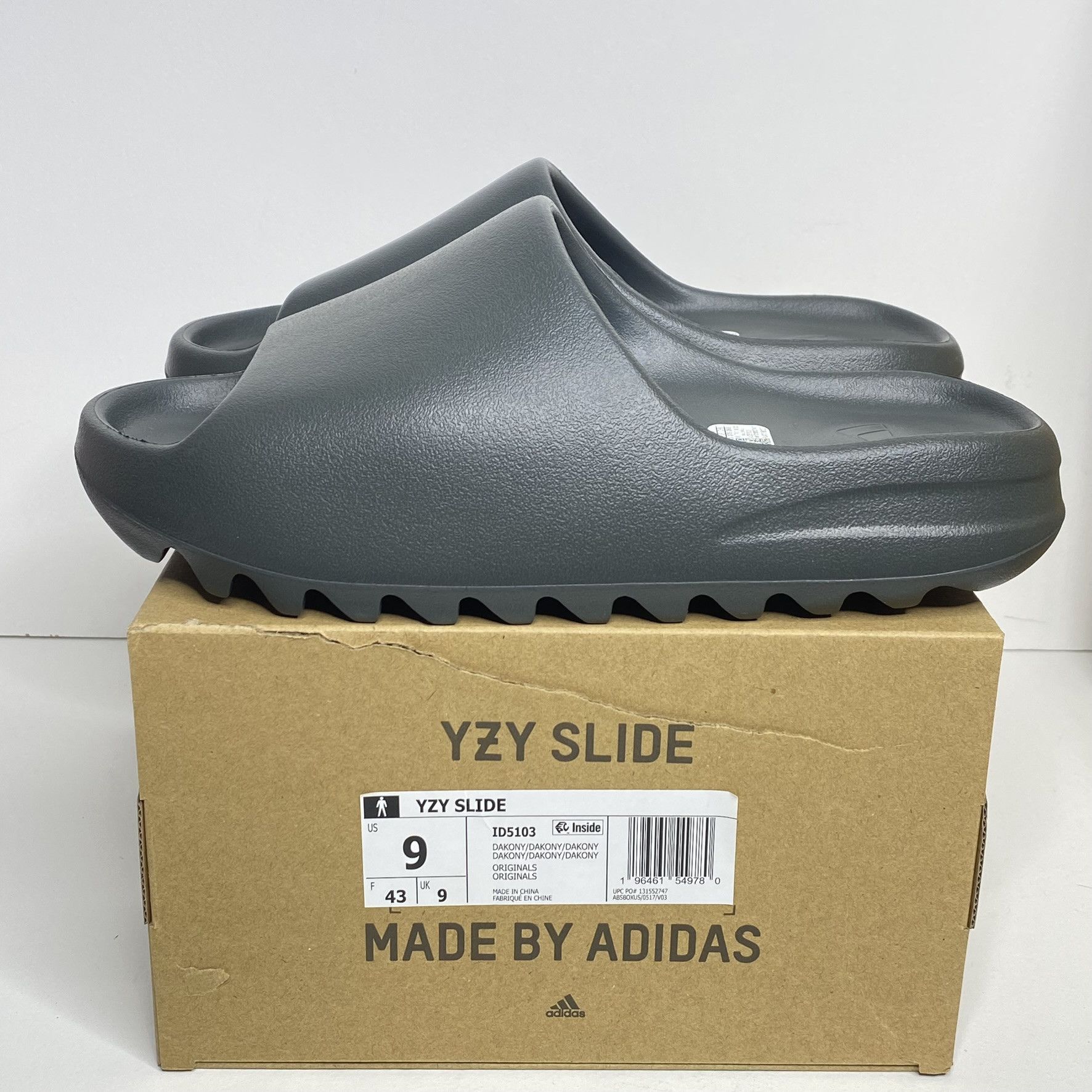 Adidas Adidas Yeezy Slide Dark Onyx ID5103 | Grailed