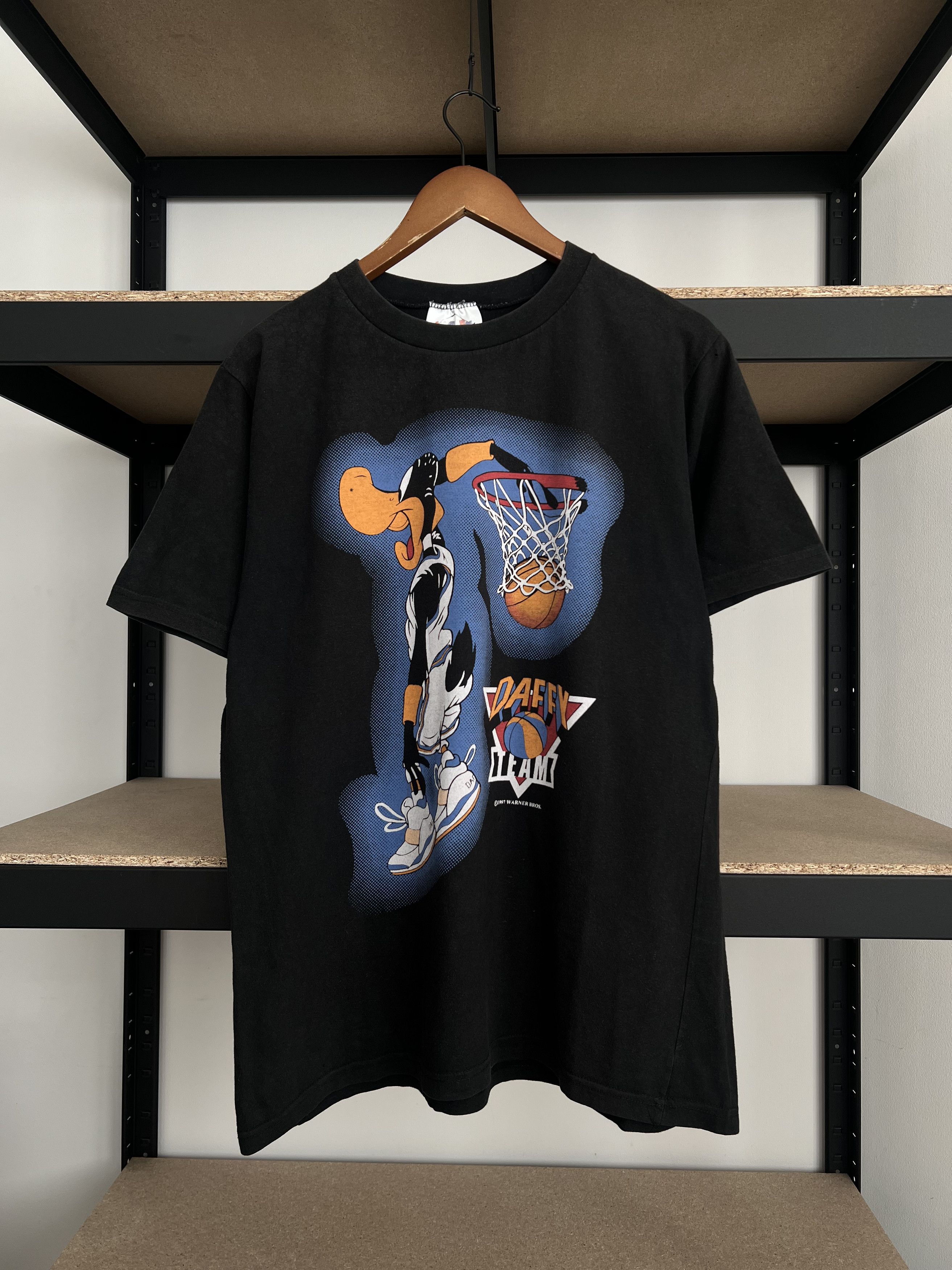 Vintage Vintage 1997 Daffy Duck Basketball Team NBA Cartoon Tee | Grailed