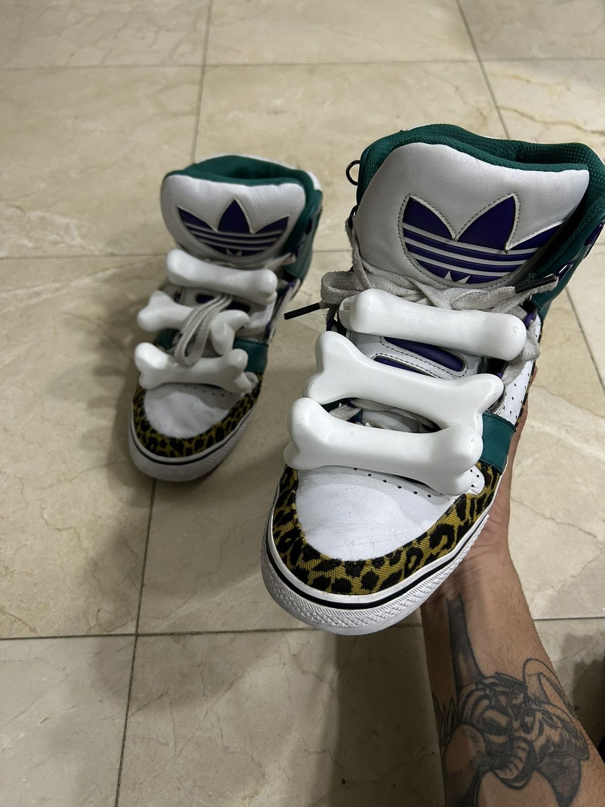 Adidas × Jeremy Scott Jeremy Scott Flintstones | Grailed