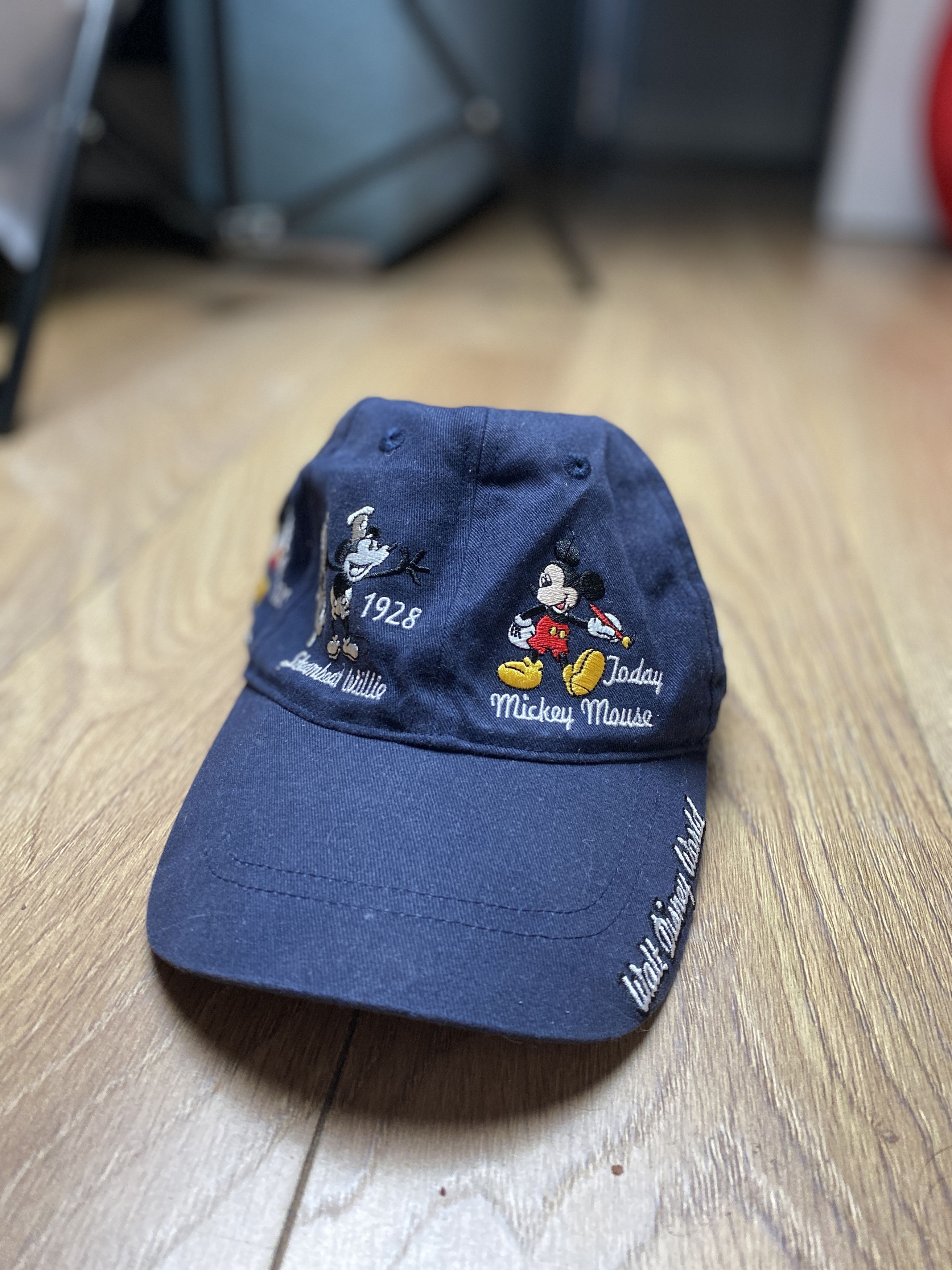 Disney × Streetwear × Vintage Vintage Walt Disney embroidered hat cap ...