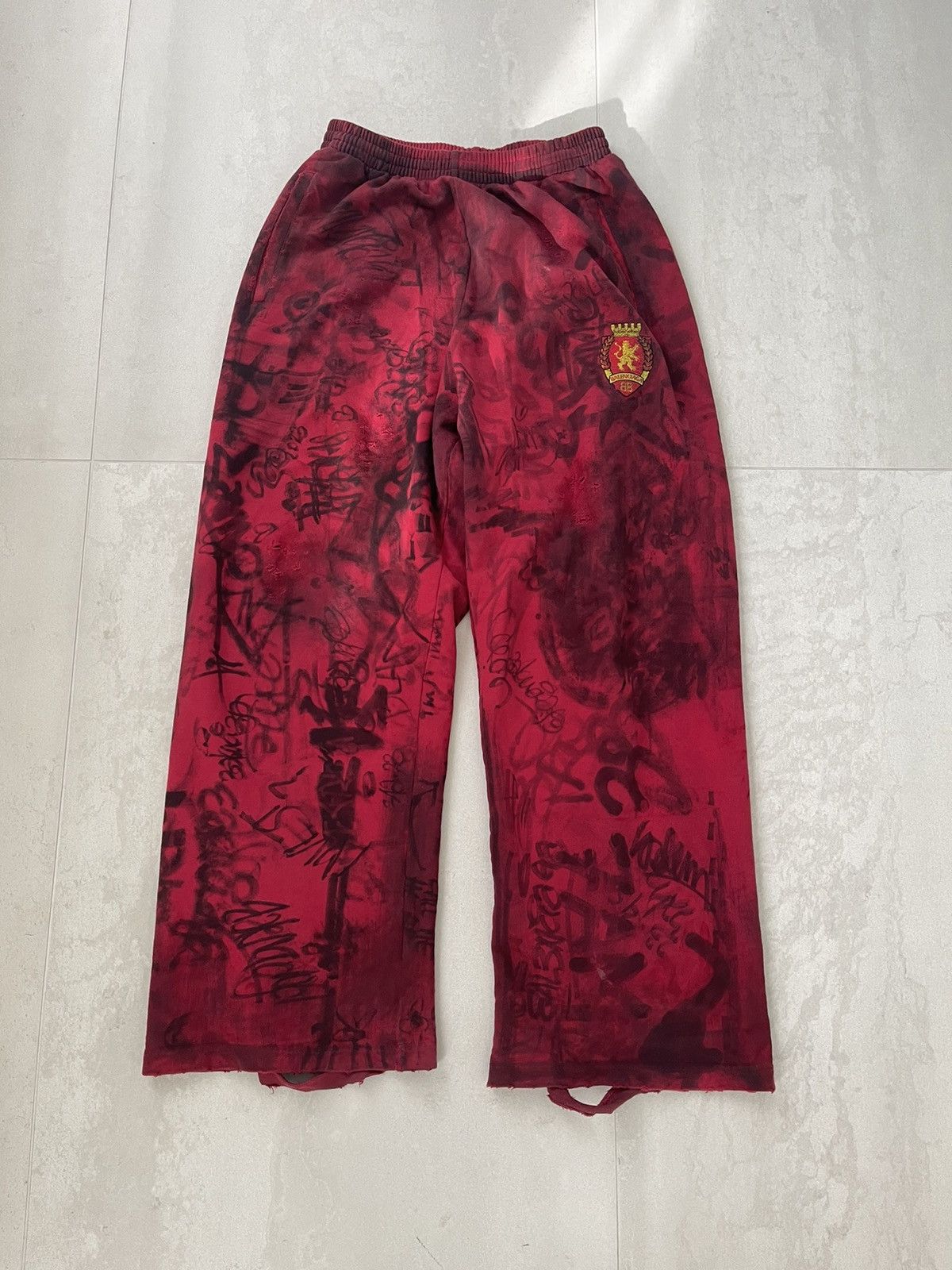 Balenciaga Balenciaga Red Graffiti Skater Sweatpants | Grailed