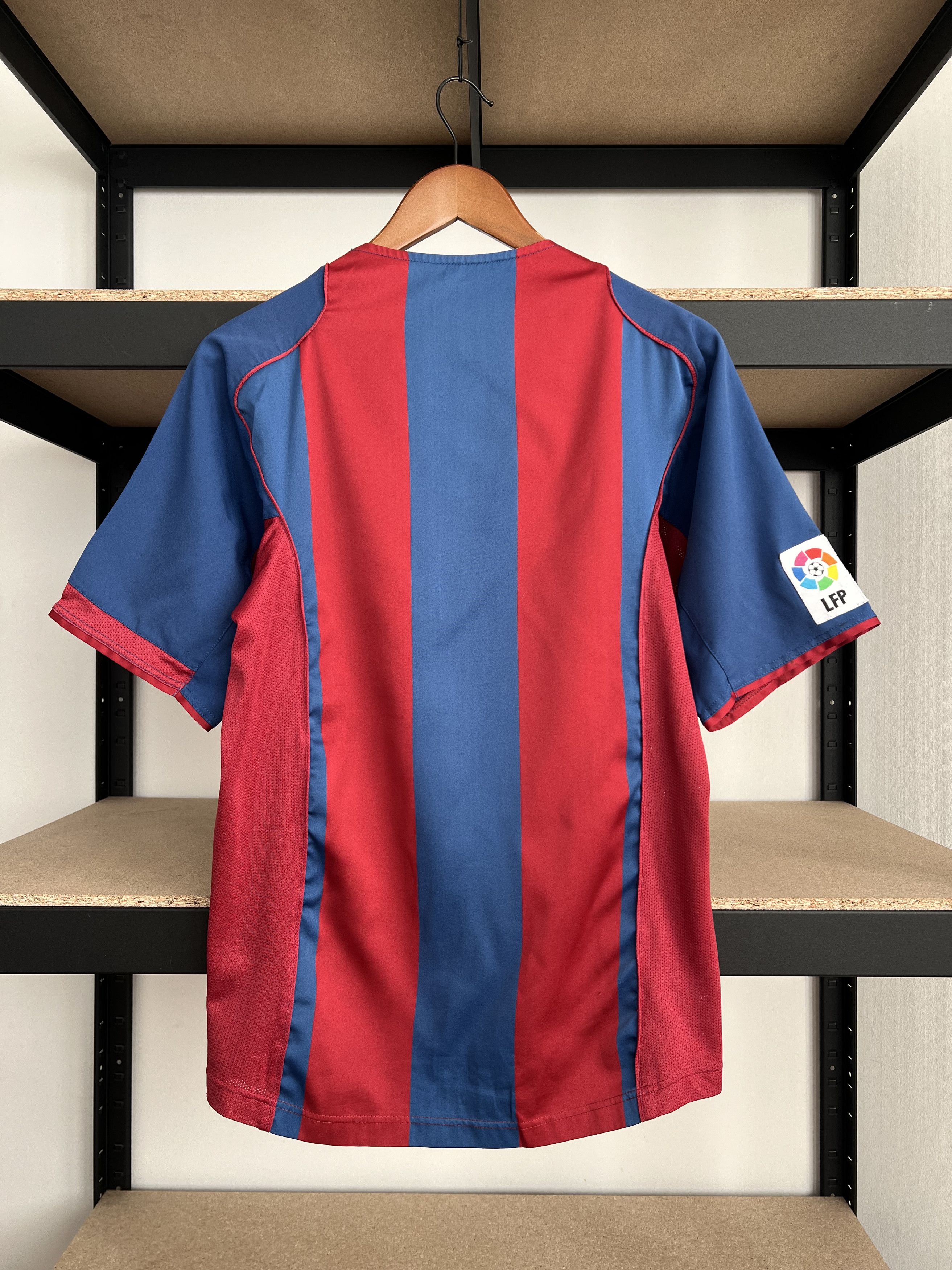 F.C. Barcelona × Nike FC Barcelona Nike 2004 2005 Home Football Soccer ...