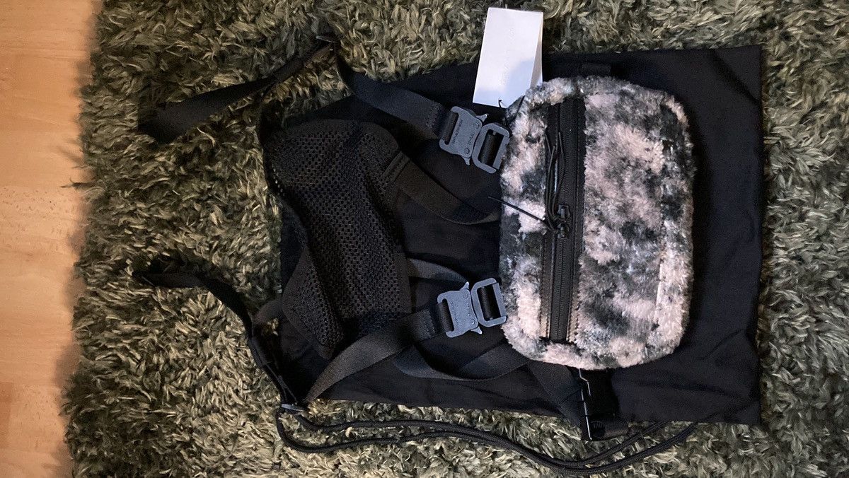 1017 ALYX 9SM × Alyx × Union Alyx Classic Mini Camo Polar Fleece Chest ...