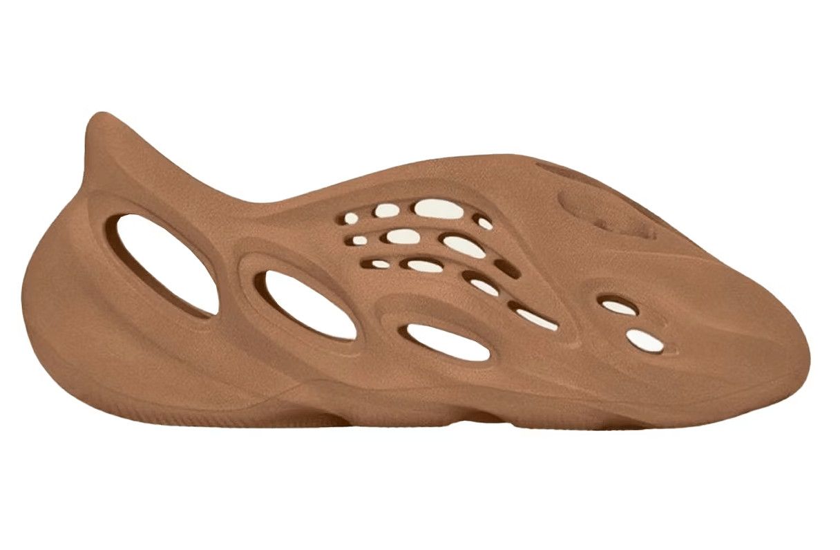 Adidas Yeezy Foam RNR Clay Red | Grailed