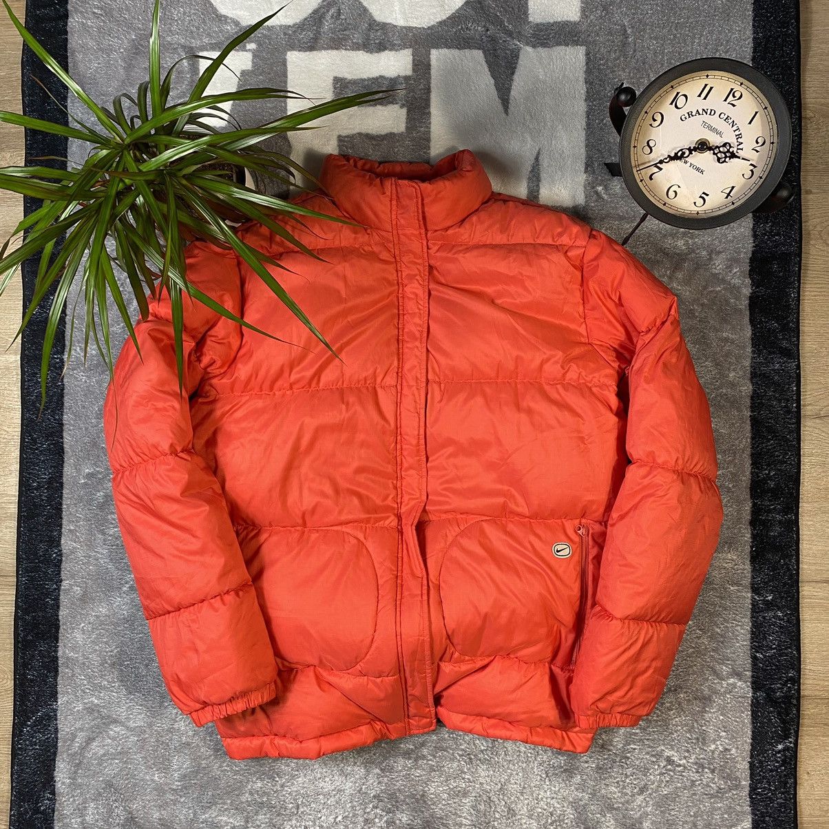 Nike NIKE VINTAGE NYLON OVERSIZE BOXY DOWN PUFFER JACKET Y2K 00S | Grailed