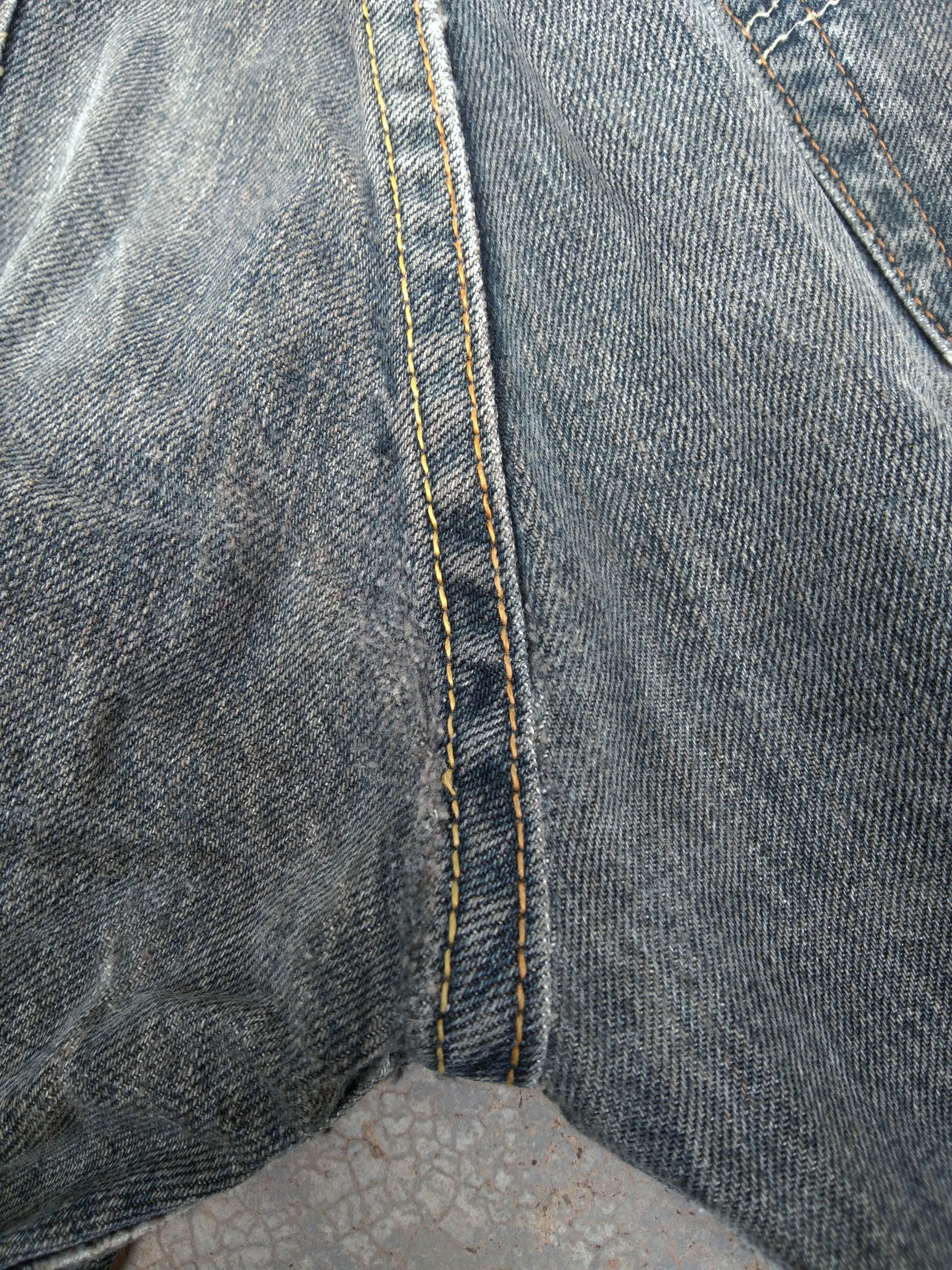 Levi's Vintage Levi's 501 Straight Leg Distressed Jeans 33x32 | Grailed