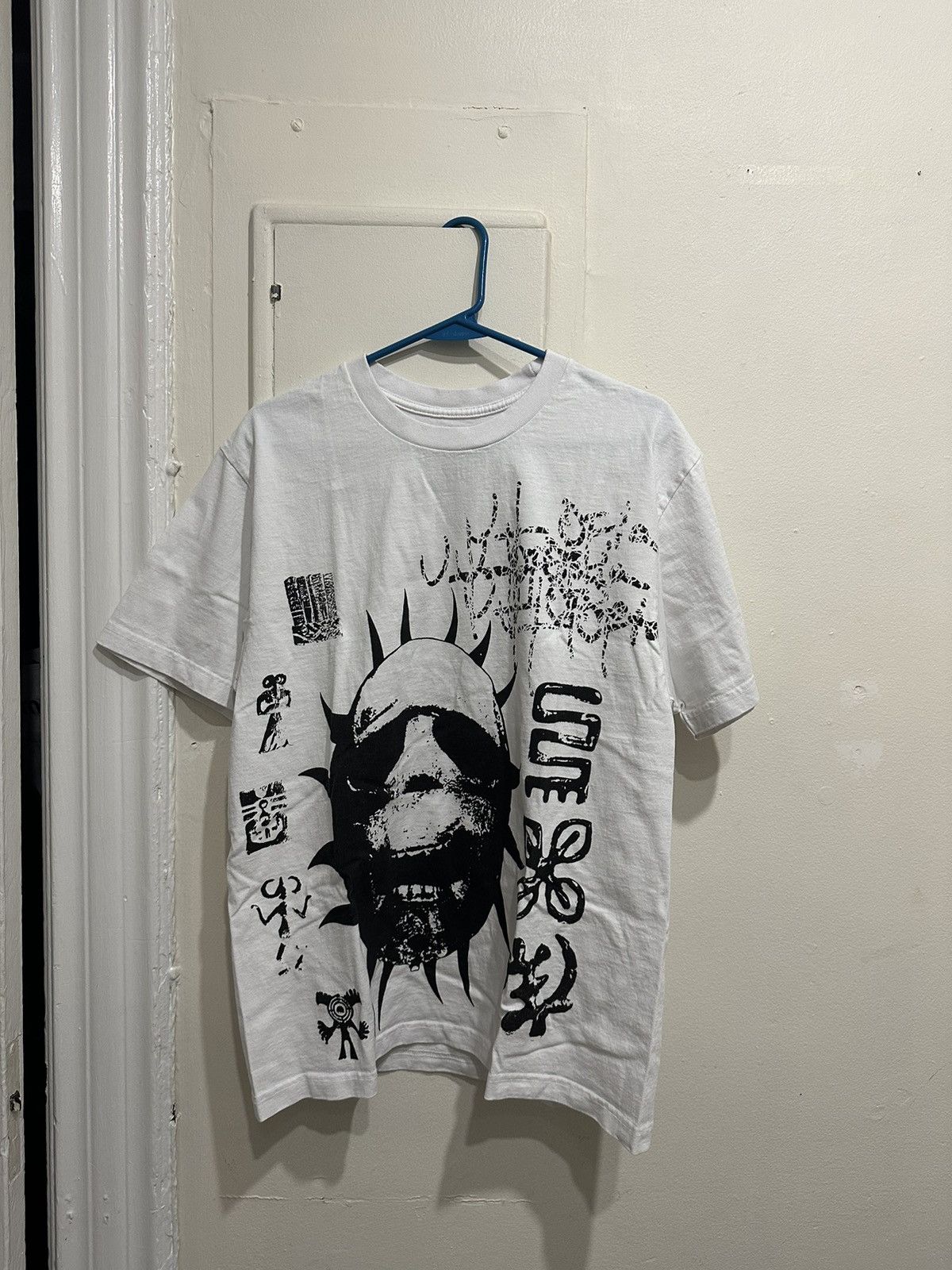 Travis Scott Utopia Graphic Tee | Grailed