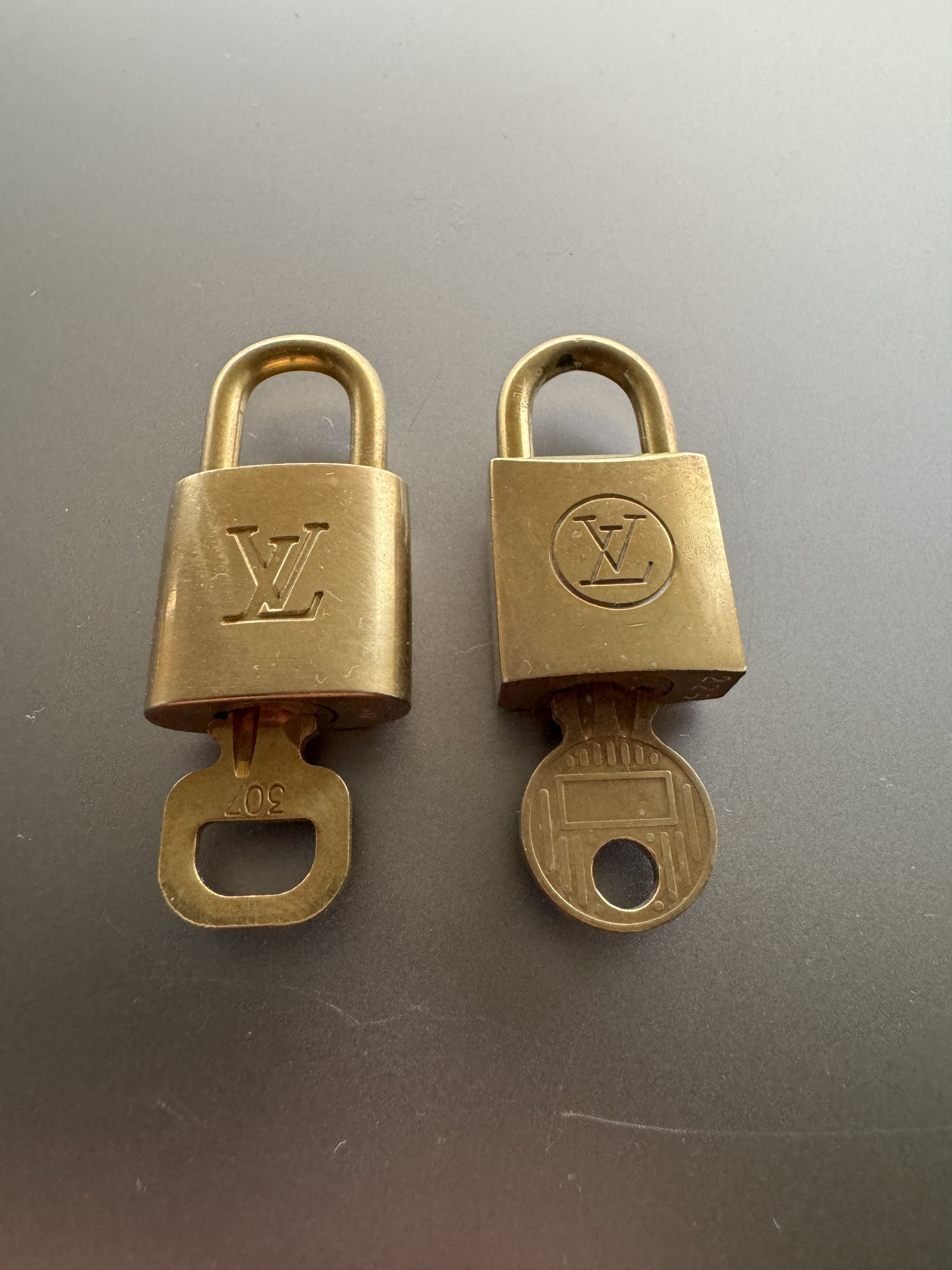 Louis Vuitton Vintage Louis Vuitton 226 & 307 Lock Padlock #016 | Grailed