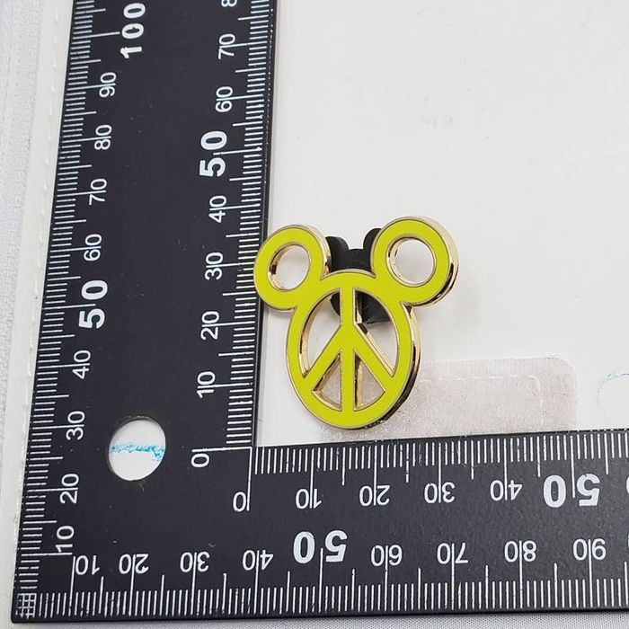 Disney Disney Parks Authentic 09 Mickey Mouse Peace Sign Enamel Pin ...