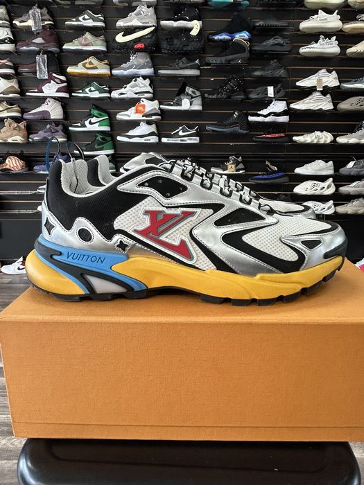 Louis Vuitton Louis Vuitton tactic Runner | Grailed