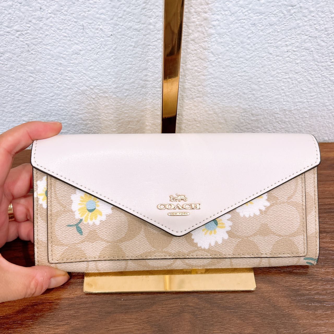 Coach Slim Envelope Wallet In Signature Canvas With Daisy Print | Grailed