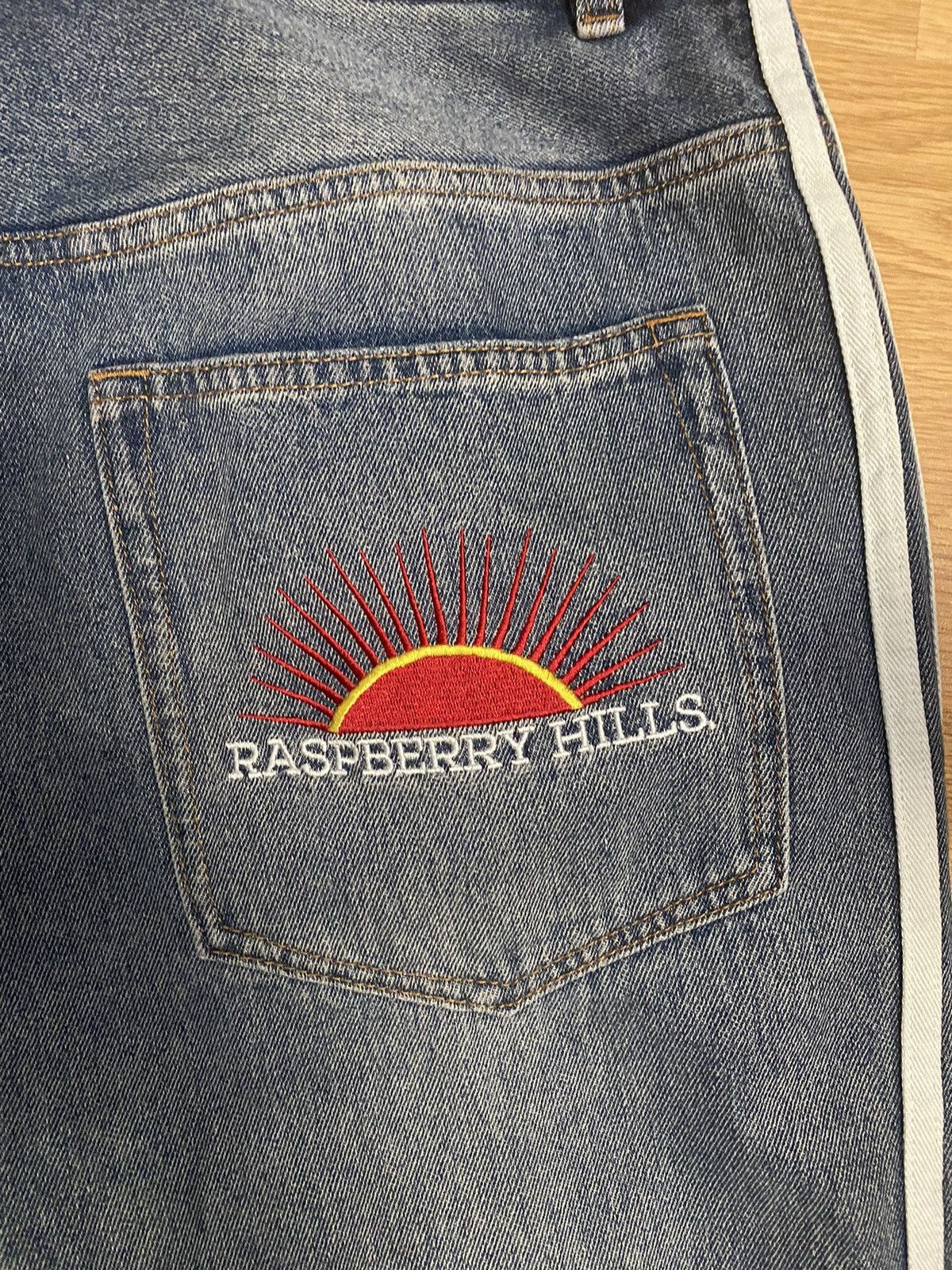 Japanese Brand × Streetwear × Vintage Raspberry Hills GV Gallery G ...