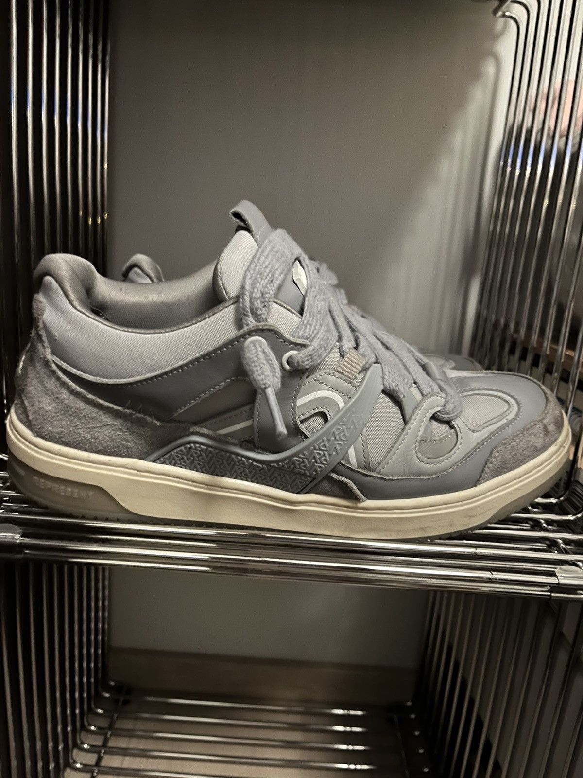 Represent Clo. Represent sneaker “Bully” grey | Grailed