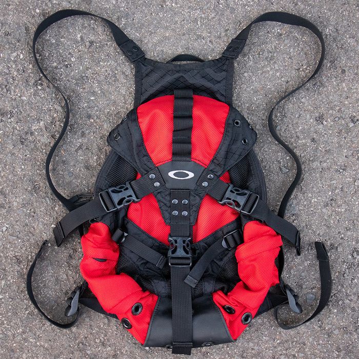 Oakley Vintage Oakley Icon Mini Backpack 1.0 Red Black | Grailed