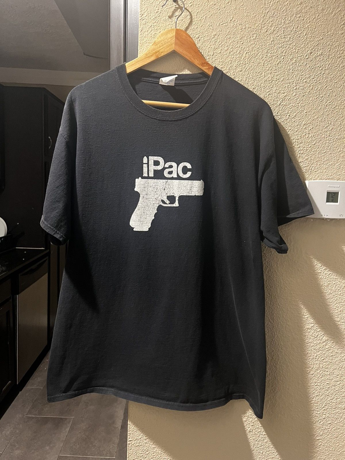 Vintage IPac Funny Y2K T-shirt Gun Glock | Grailed