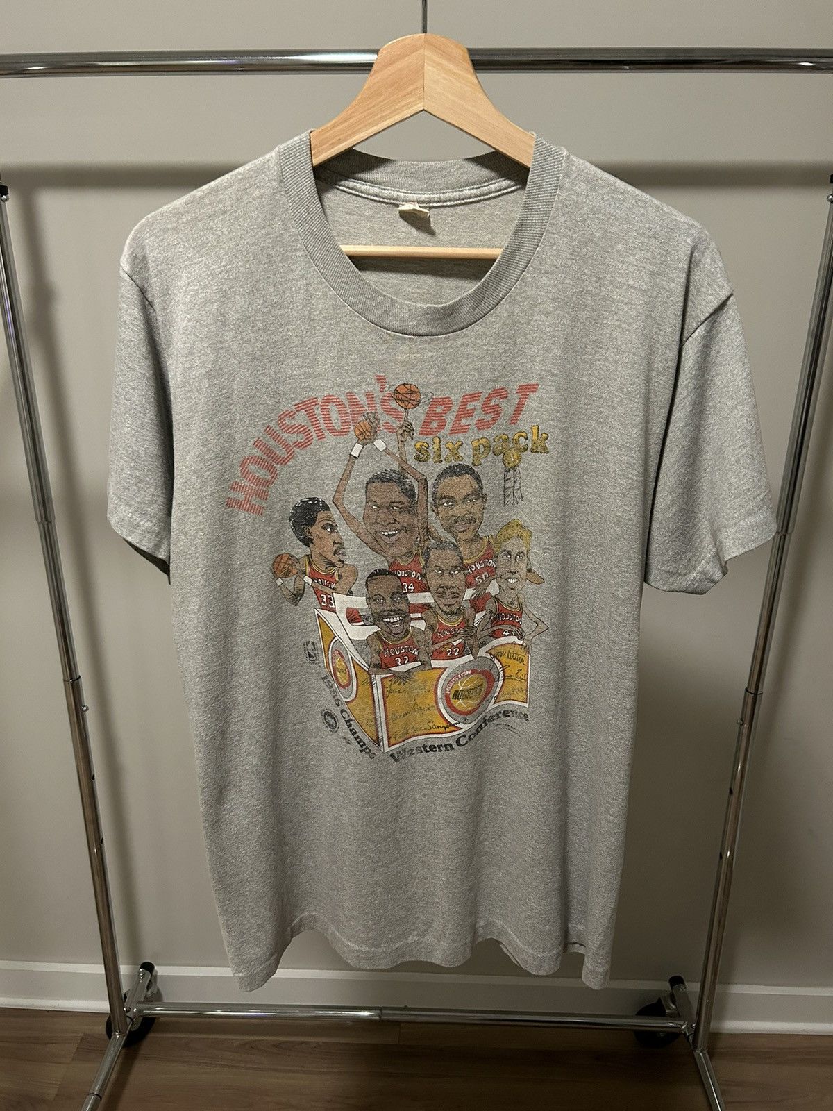 Screen Stars × Vintage Vintage 1986 Houston Rocket Caricature T-Shirt ...