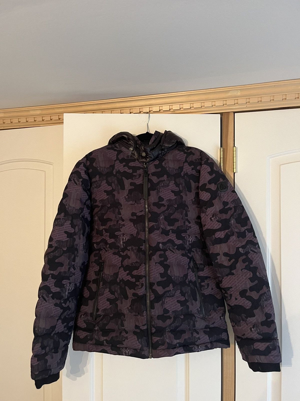 Moose Knuckles ‪ Moose Knuckles Camo Print Puffer Down Jacket Size M ...