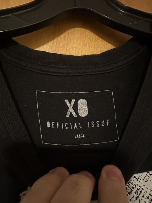 The Weeknd The Weeknd Official Issue XO logo t-shirt size L Large | Grailed