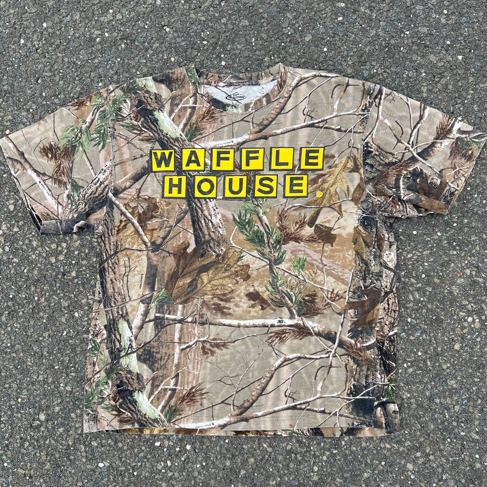 Realtree × Streetwear × Vintage Vintage Waffle House Realtree Camo t ...
