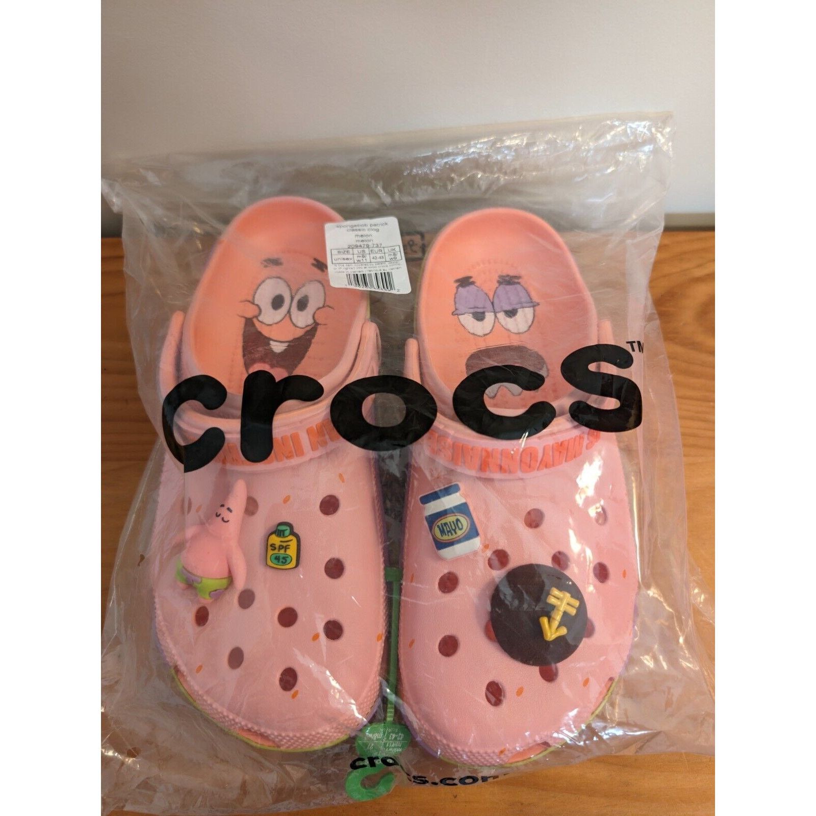 Crocs Crocs X SpongeBob SquarePants Classic Clog Patrick Star 9M | Grailed