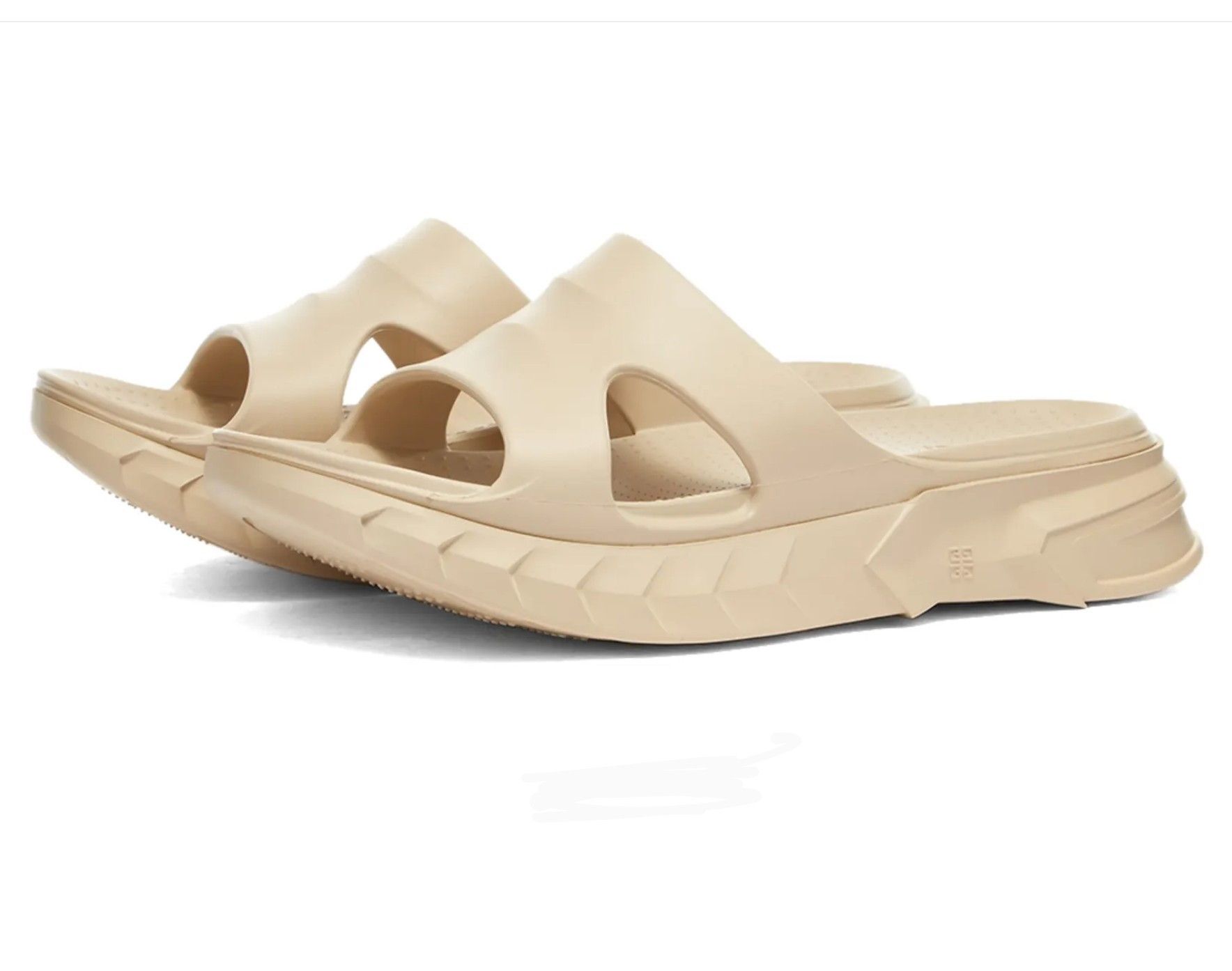 Givenchy Marshmallow Slide Sandals - UNISEX | Grailed