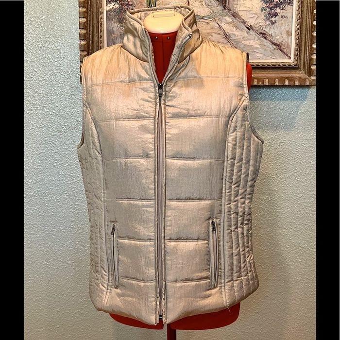 Other Liz Claiborne shimmering gold puffer vest in size Large | Grailed
